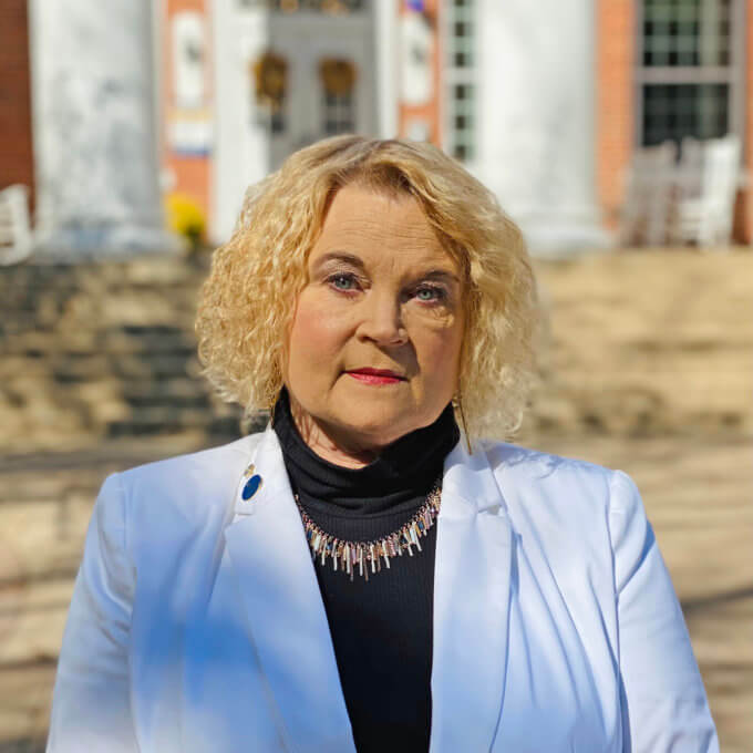 Staff Directory | Averett Online